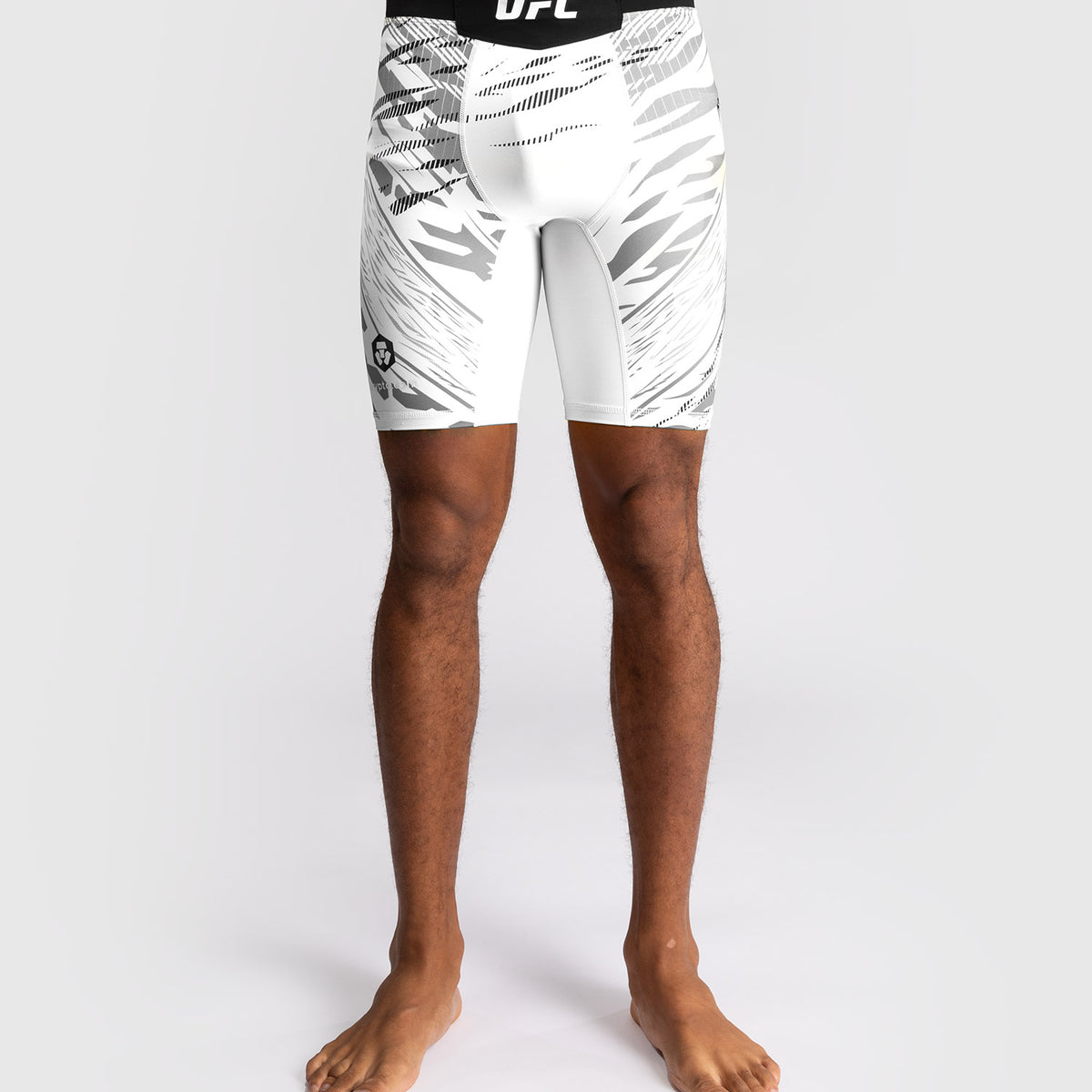 UFC Venum Vale Tudo Fight Night Fusion Shorts - Wit – The Fight Company
